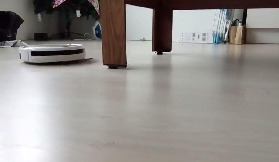 Análisis del Robot Aspirador Chino Chuwi Ilife V5 - Roomba Killer